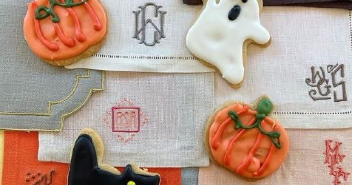 Leontine Linens | October 29 2022 Halloween